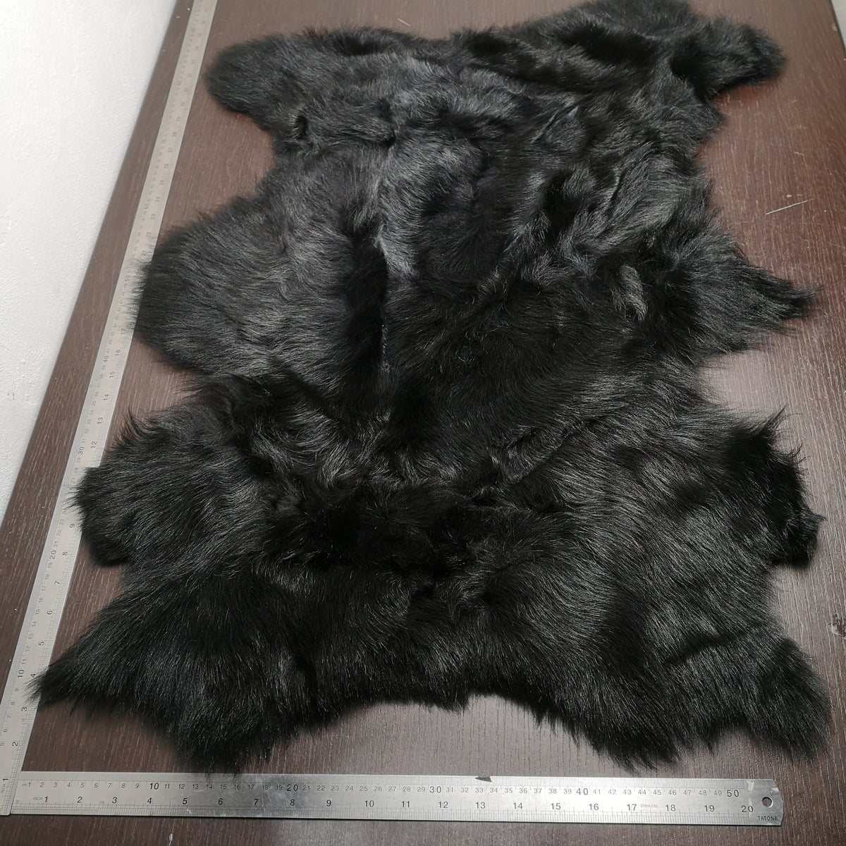 GENUINE SHEEPSKIN HIDE (Black) – PROMETHEUS Bushcraft Equipment