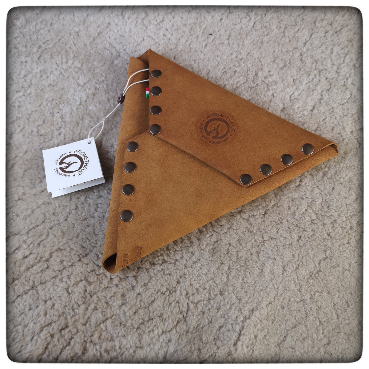 BUSHCRAFT CAMP STOOL Suede Leather – PROMETHEUS Bushcraft Equipment